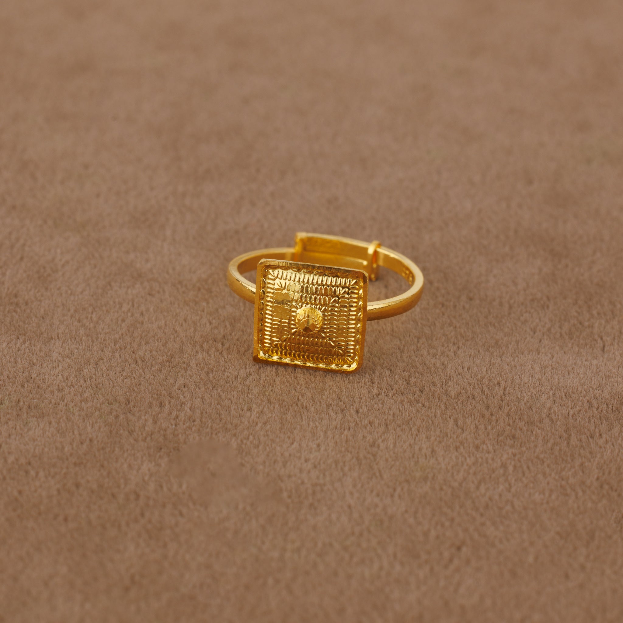 Traditional Stamp Ring (D1) - Silver 925 & Gold Plated – Falaq Jewelry